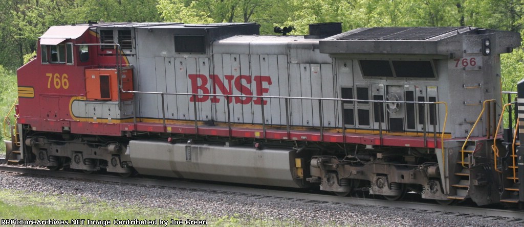 BNSF 766